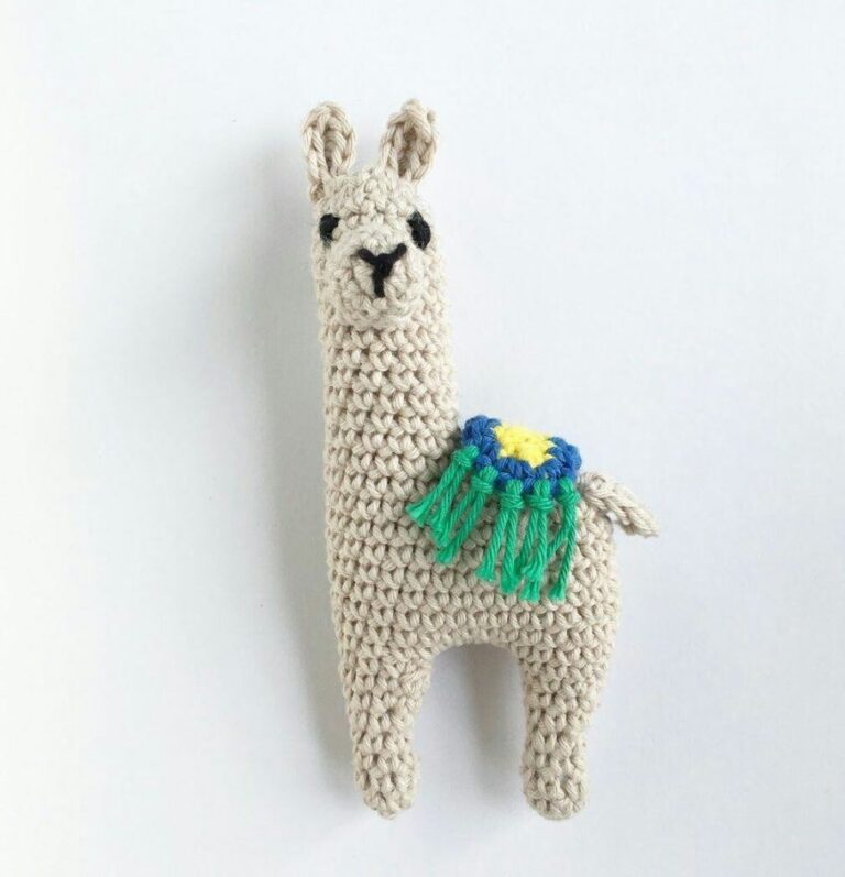 Amigurumi Brooch Lama Louise Free Crochet Pattern – Handmadecraft